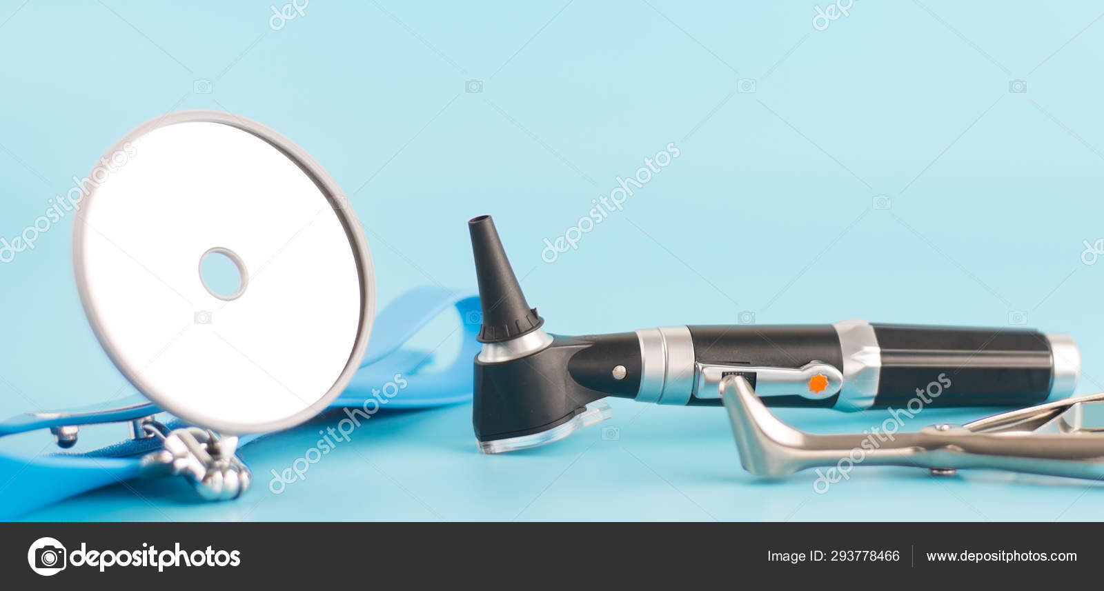 Instrument Check Ear Nose Throat Ent Doctor — Stock Photo © PeterPo ...