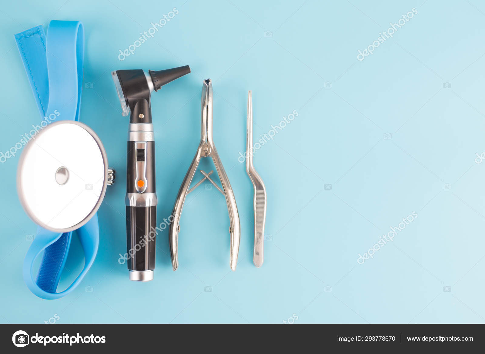 Instrument Check Ear Nose Throat Ent Doctor — Stock Photo © PeterPo ...