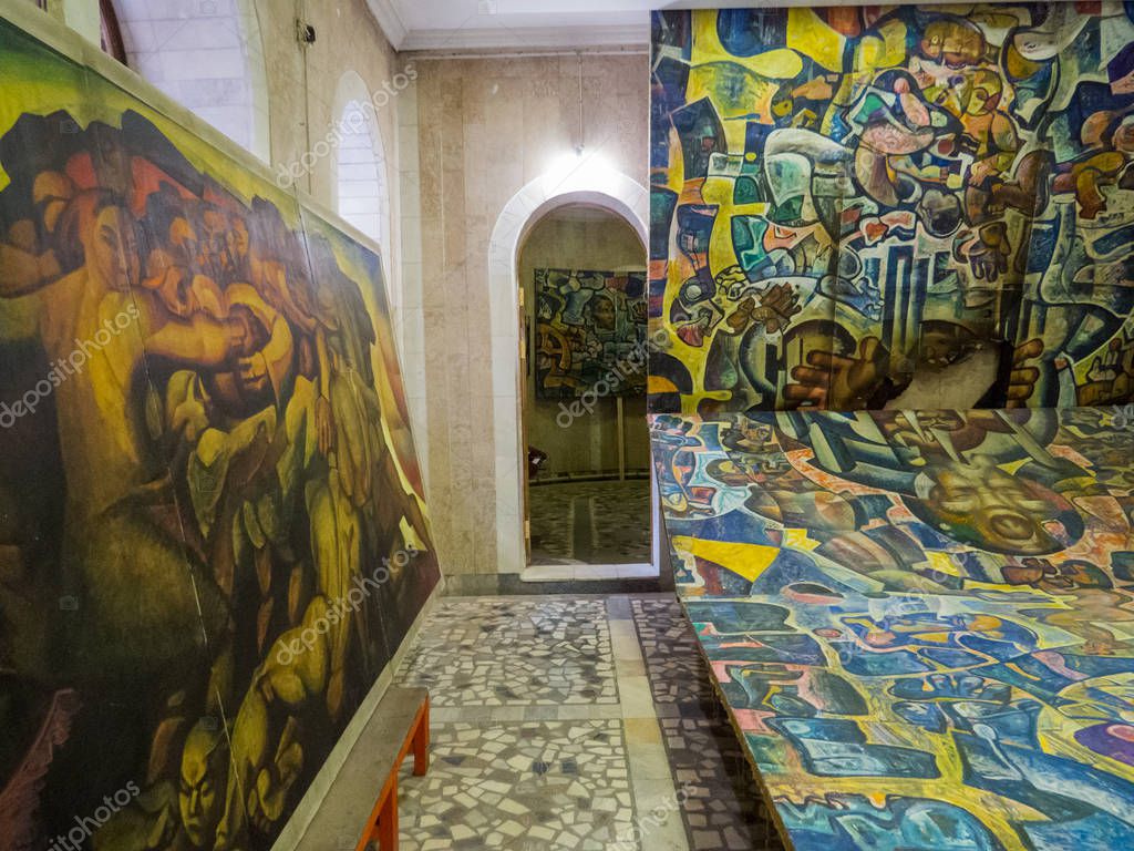 KAZAN, RUSIA - 1 de junio de 2018: Pintura del artista tártaro Ildar ...