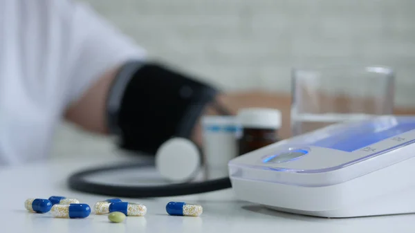 Bedside medication scanning Stock Photos, Royalty Free Bedside ...