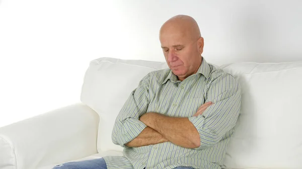 Imágenes de Homem letárgico de meia idade desmotivado, fotos de Homem ...