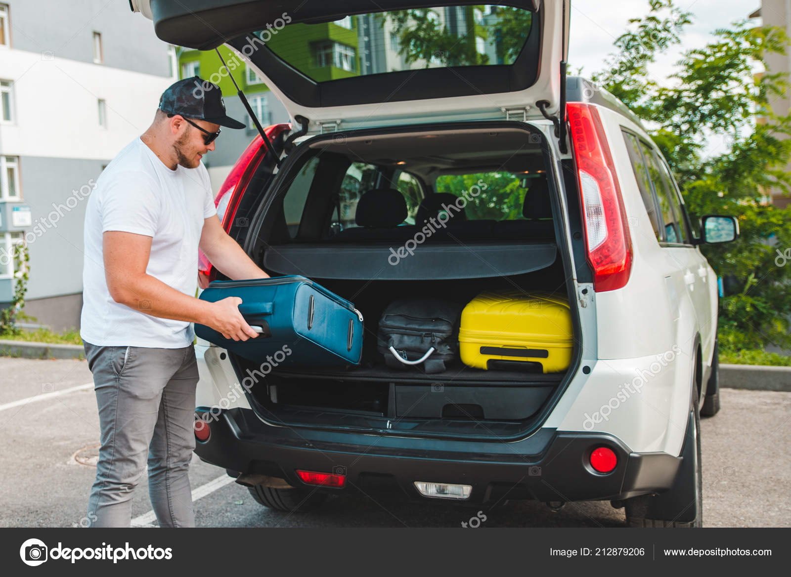 Man Load Bags Car Trunk Preparation Road Trip Car Travel — Stock Photo ...