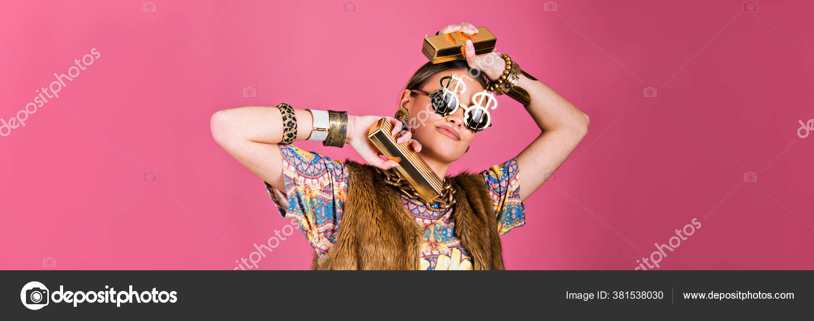 Upper Class Concept Wealthy Rich Young Woman Fashion Style Close ...