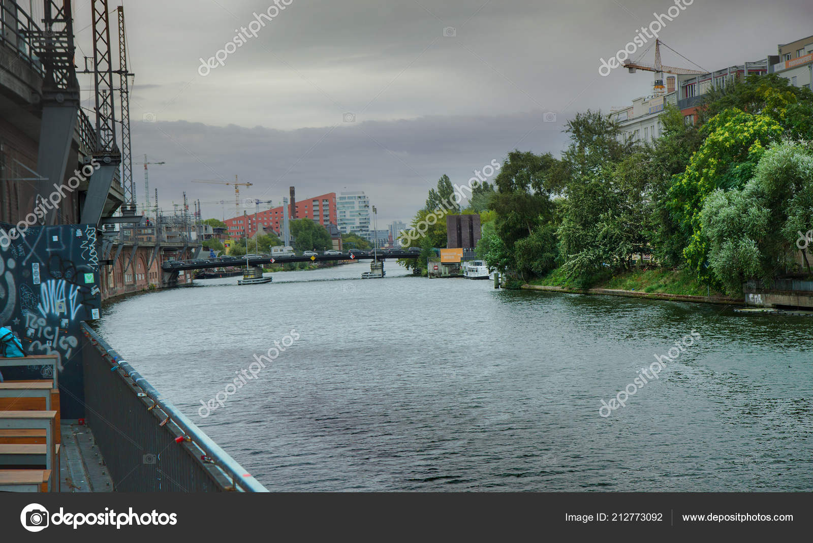 Berlin Germany River Spree River Bank Big City City Landscape — Stock ...