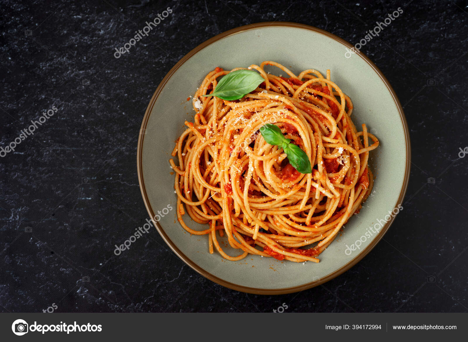 Top View Spaghetti Plate Tomato Sauce Black Background Copy Space ...