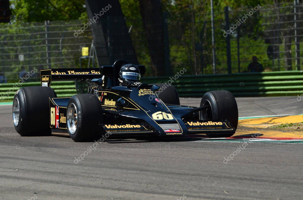 21 de abril de 2018: Kaneko, Takuzo JP corre con la histórica F1 Car Lotus 78 ex Mario Andretti ...