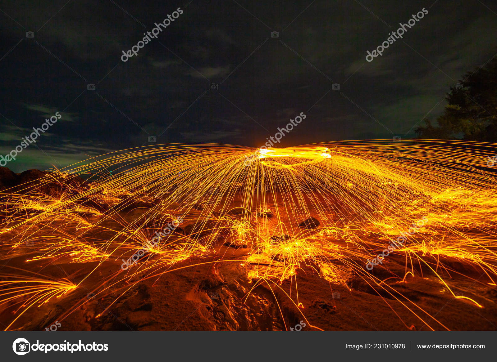 Steel Wool Fire Work Rock Cool Burning Steel Wool Fire — Stock Photo ...