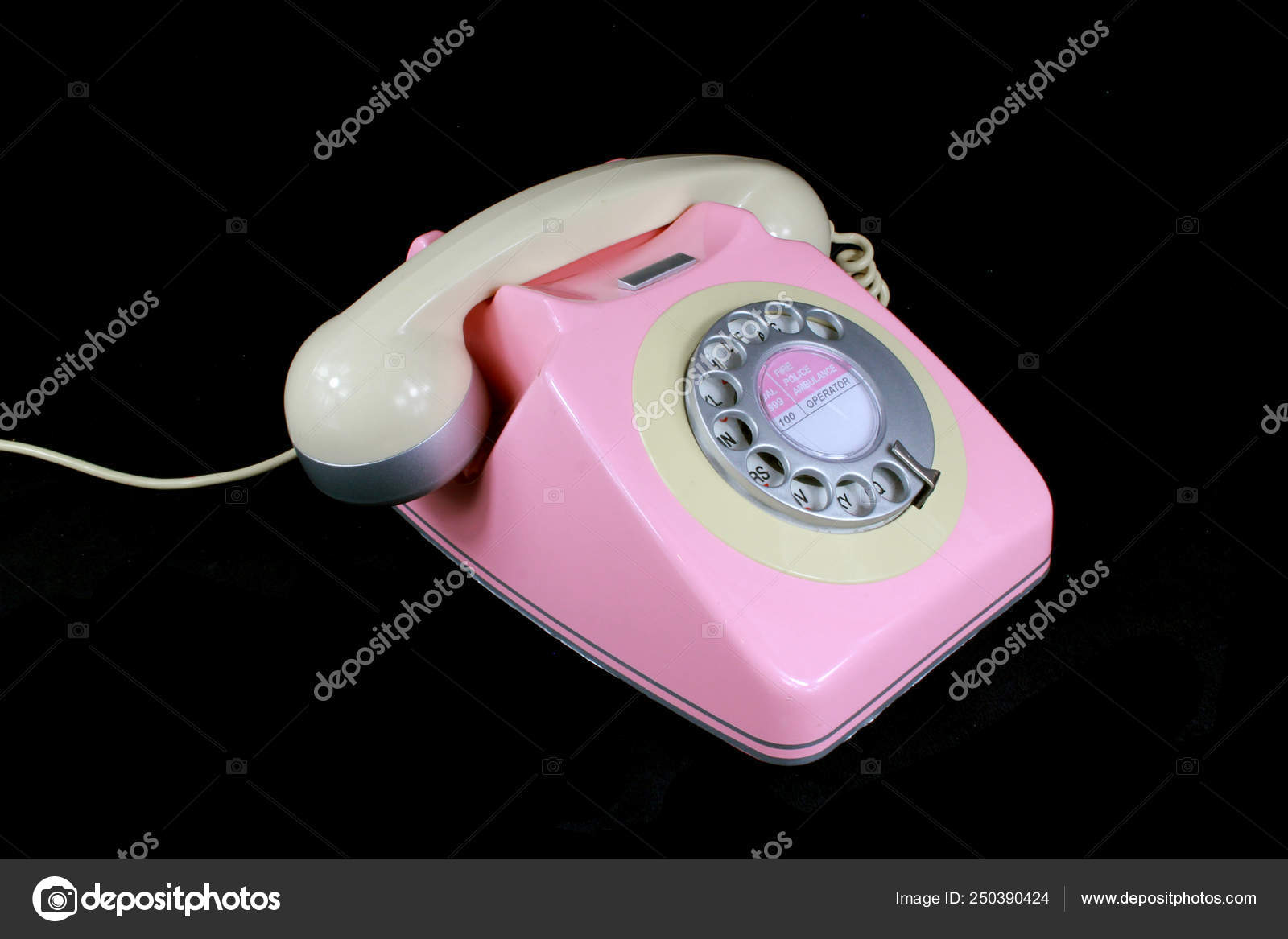 Old Fashioned Retro Dial Telephone — Stock Photo © shellystill #250390424