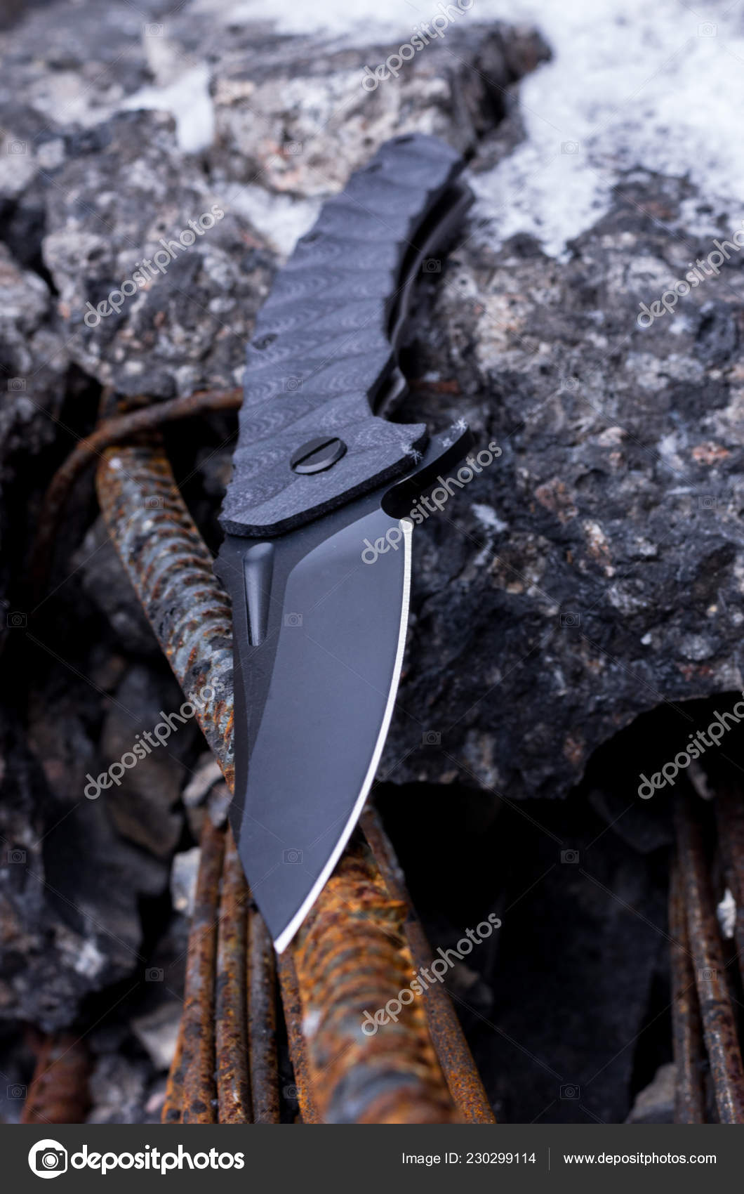 Sharpened Knife Black Knife Vertical Shot Black Knife Stock Photo by ...
