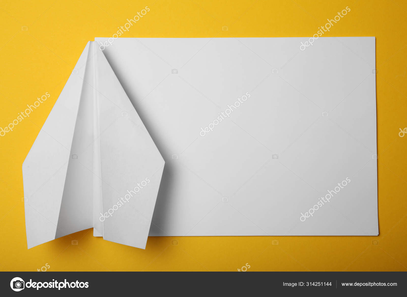 White paper airliner, aviation background. — Stock Photo © LIIMIT ...