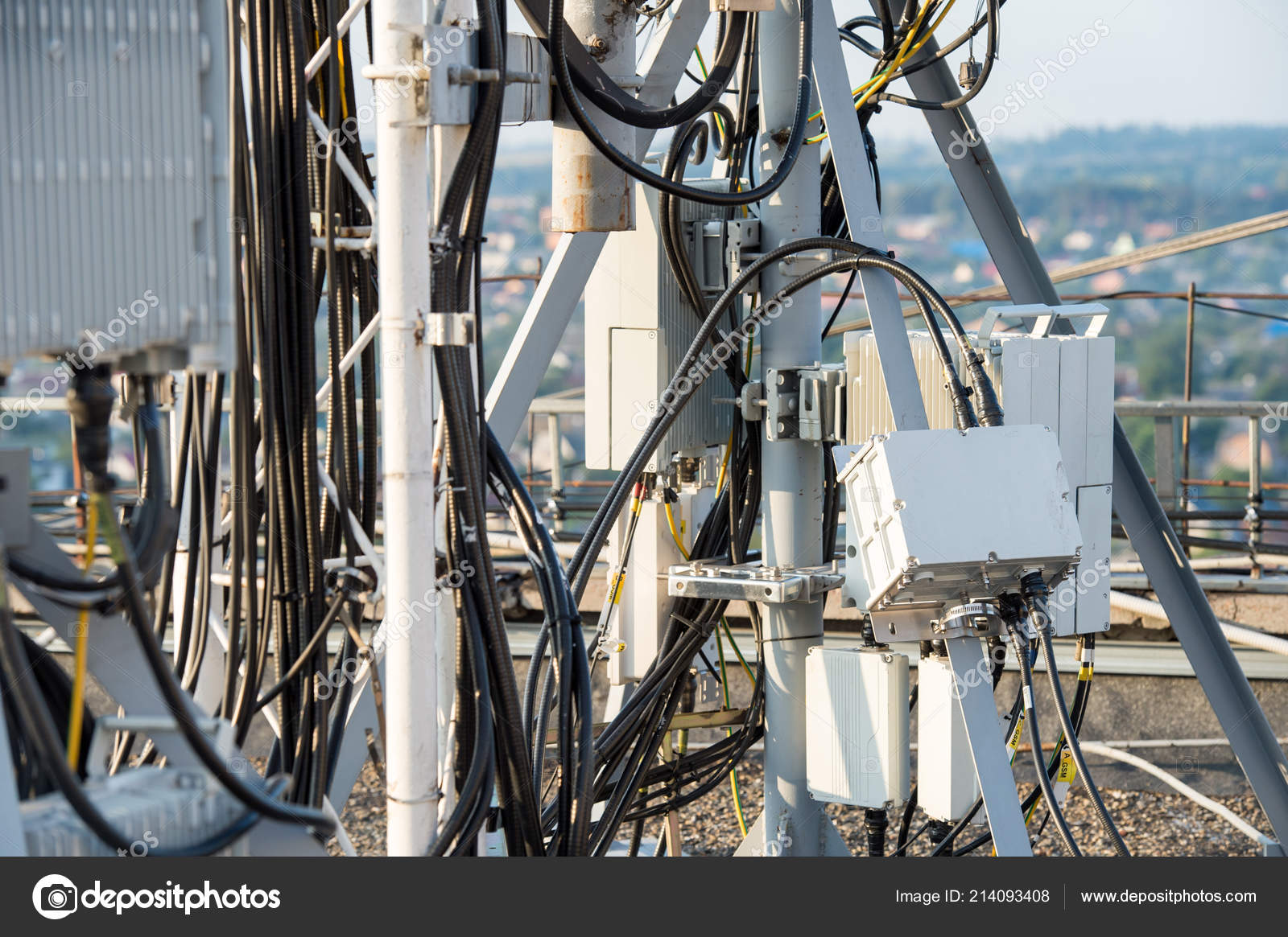 Équipement D'alimentation D'antenne Haute Fréquence Pour Les Réseaux ...