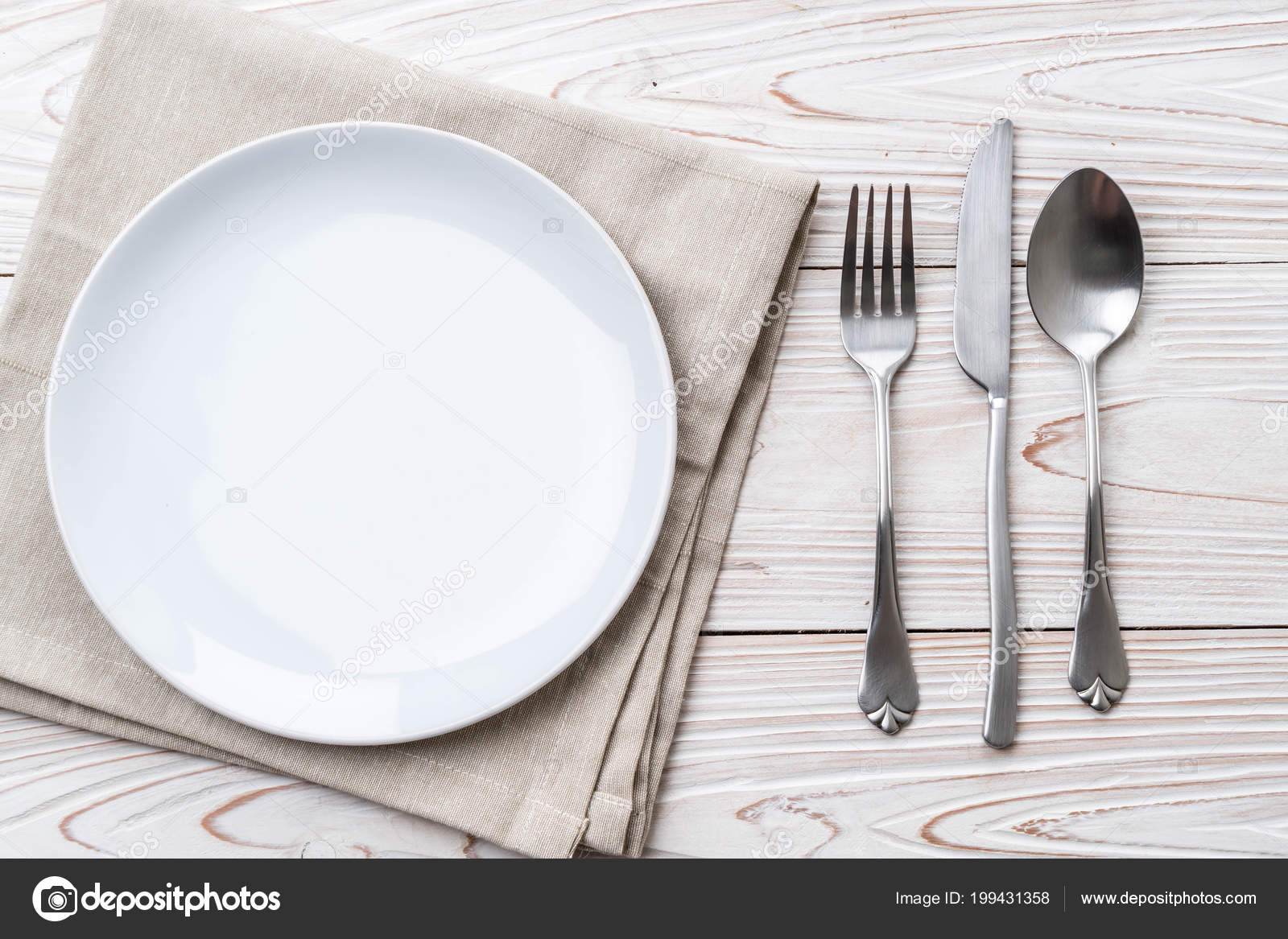 Leere Tellergabel Und Messer Auf Dem Tisch - Stockfotografie ... Leere Tellergabel Und Messer Auf Dem Tisch - Stockfotografie ...