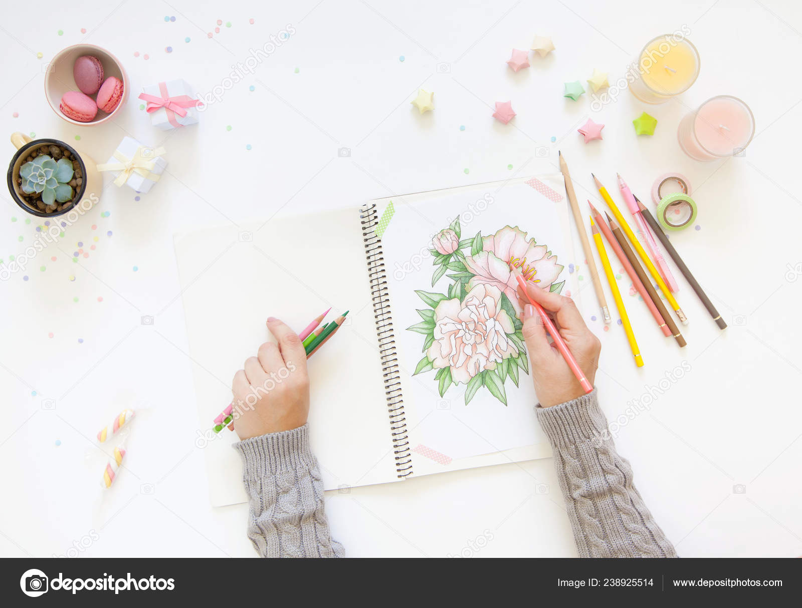 Concept Women's Hobbies Leisure Drawing Simple Colored Pencils — Stock ...