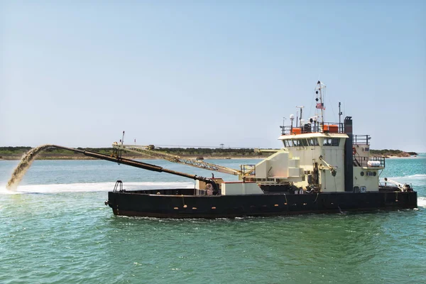 Dredge boat Stock Photos, Royalty Free Dredge boat Images | Depositphotos