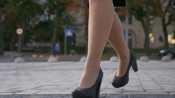 1,640 Businesswoman legs Videos, Royalty-free Stock Businesswoman legs ...