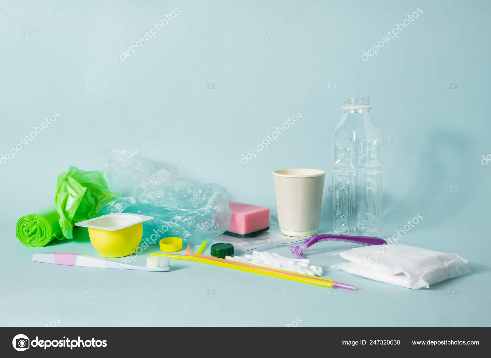 Plastic Waste Concept Variety Single Use Objects Get Thrown Out — Stock ...