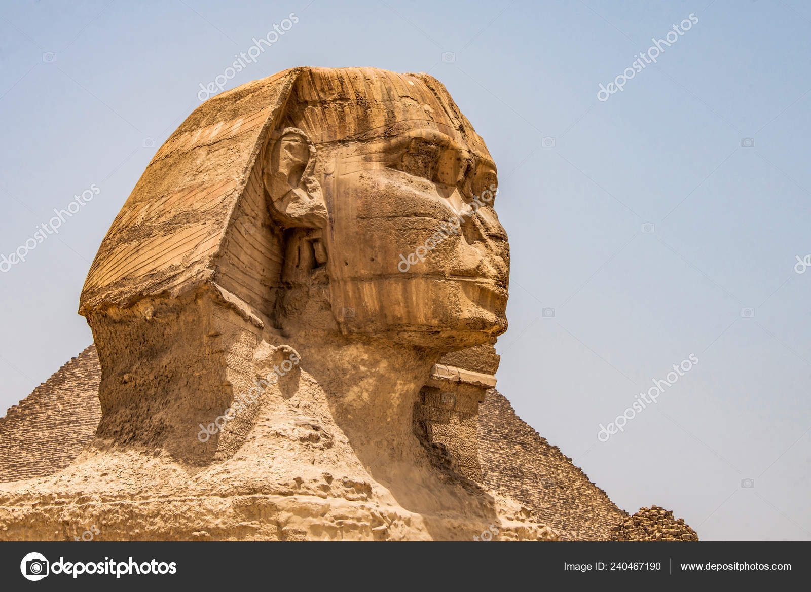 Egyptian Great Sphinx full body portrait head,with pyramids of Giza ...