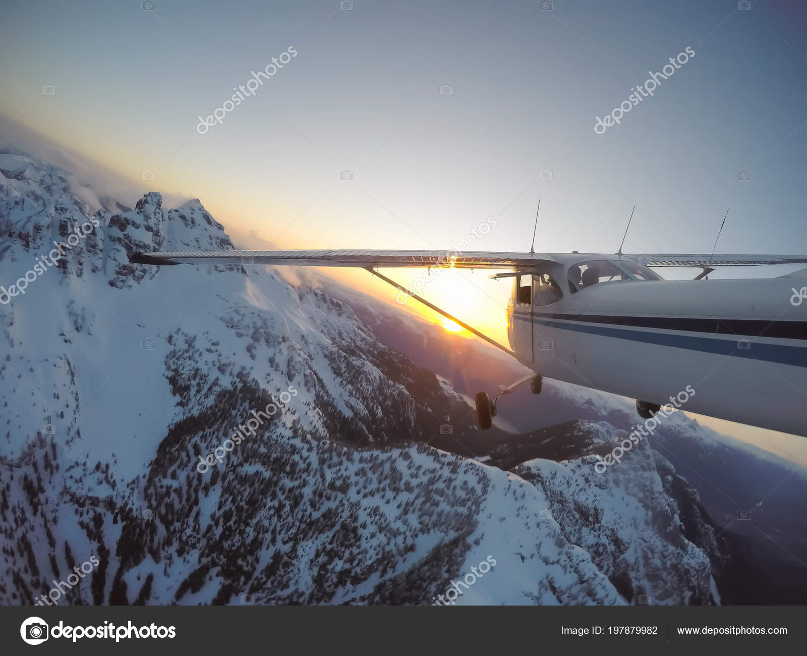 Airplane Flying Beautiful Canadian Landscape Vibrant Colorful Sunset ...
