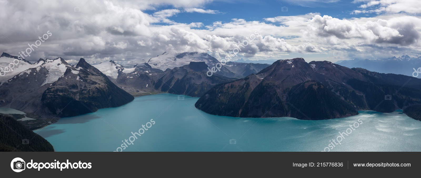 Beautiful Panoramic Landscape View Garibaldi Lake Vibrant Sunny Summer ...