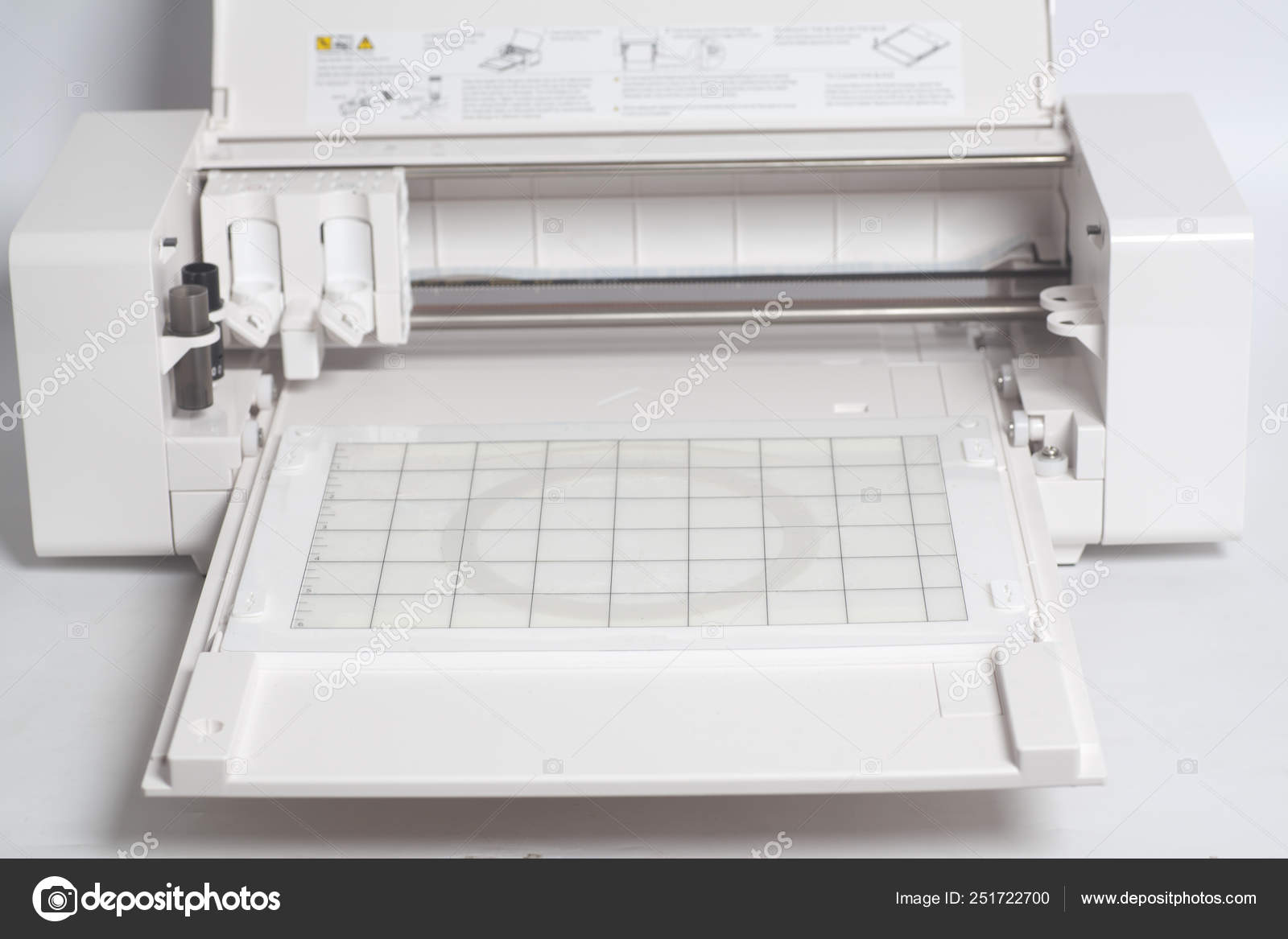 Cutting plotter flatbed machine Stock Photo by ©yurchello_108 251722700