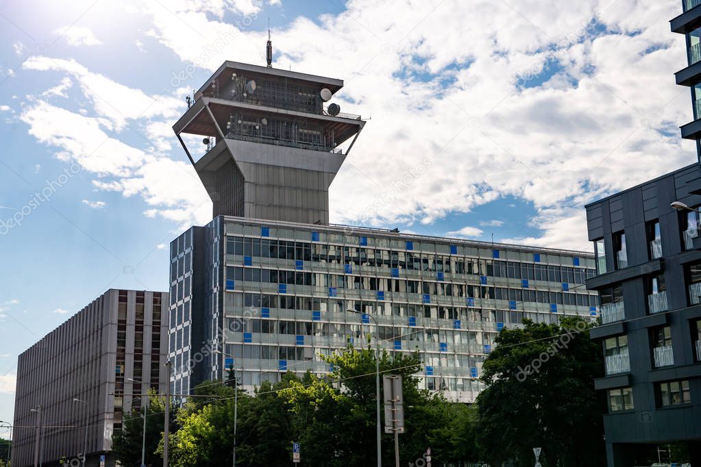 El edificio CETIN es un complejo de edificios en ZiZkov, Praga 3, cerca ...