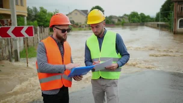 713 Pojazd ewakuacyjny Videos, Royalty-free Stock Pojazd ewakuacyjny ...