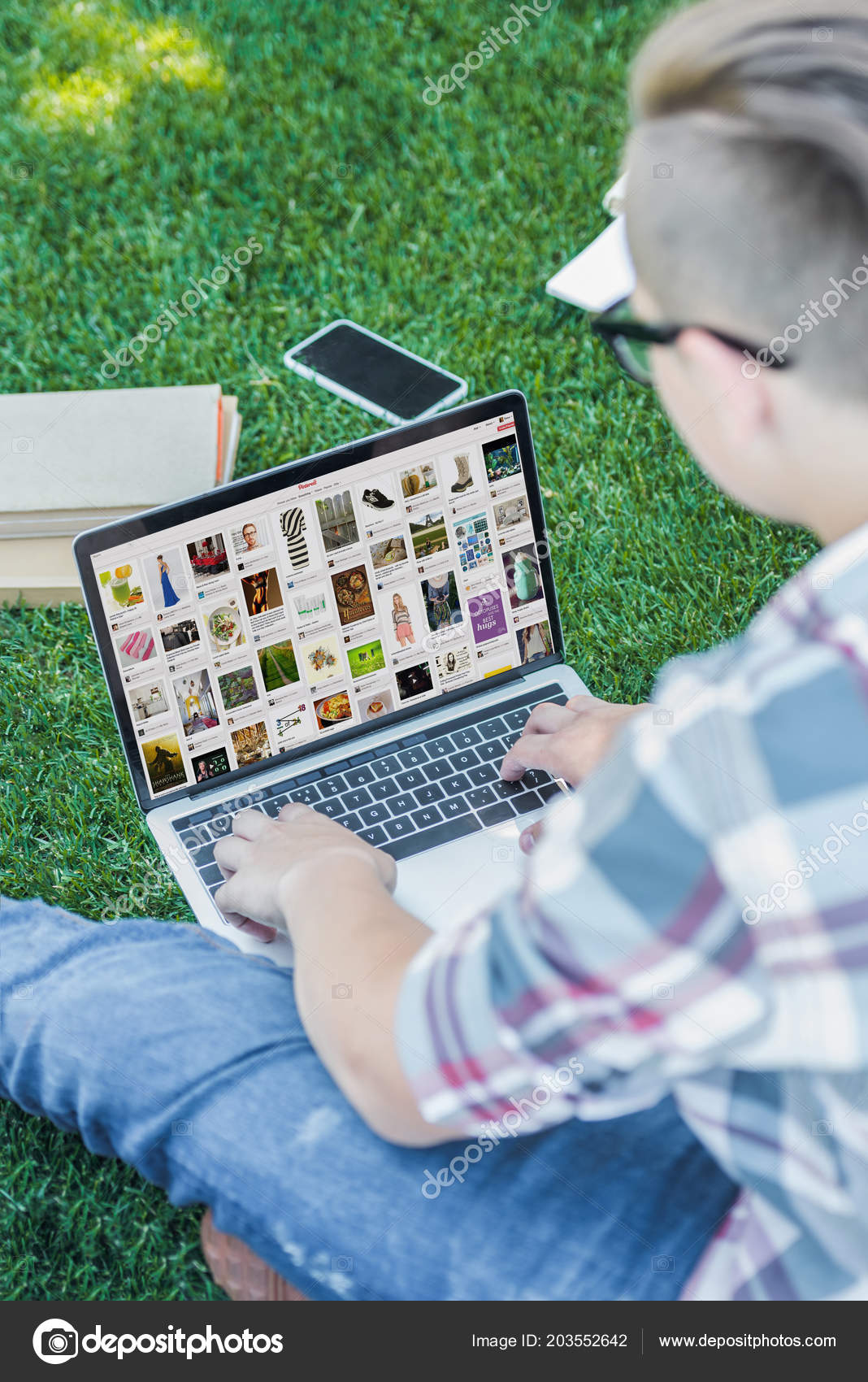 Cropped Shot Teenager Using Laptop Pinterest Website While Sitting Park ...