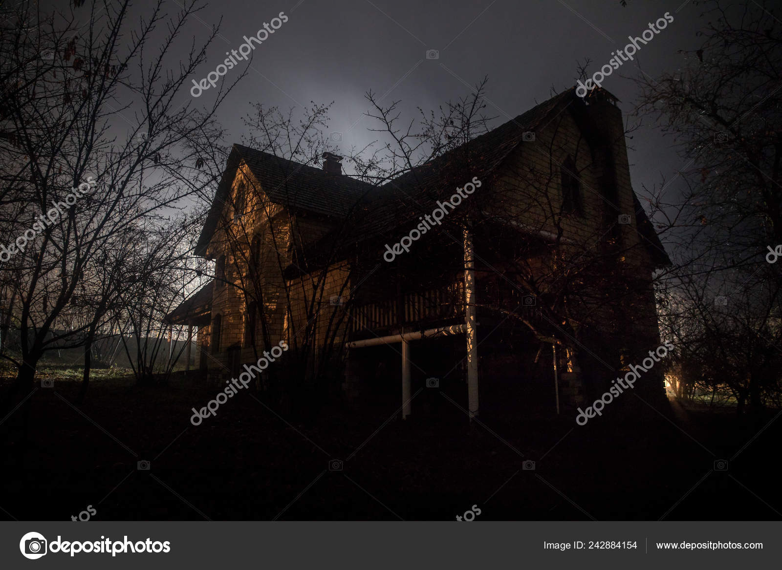 Old House Ghost Forest Night Abandoned Haunted Horror House Fog — Stock ...