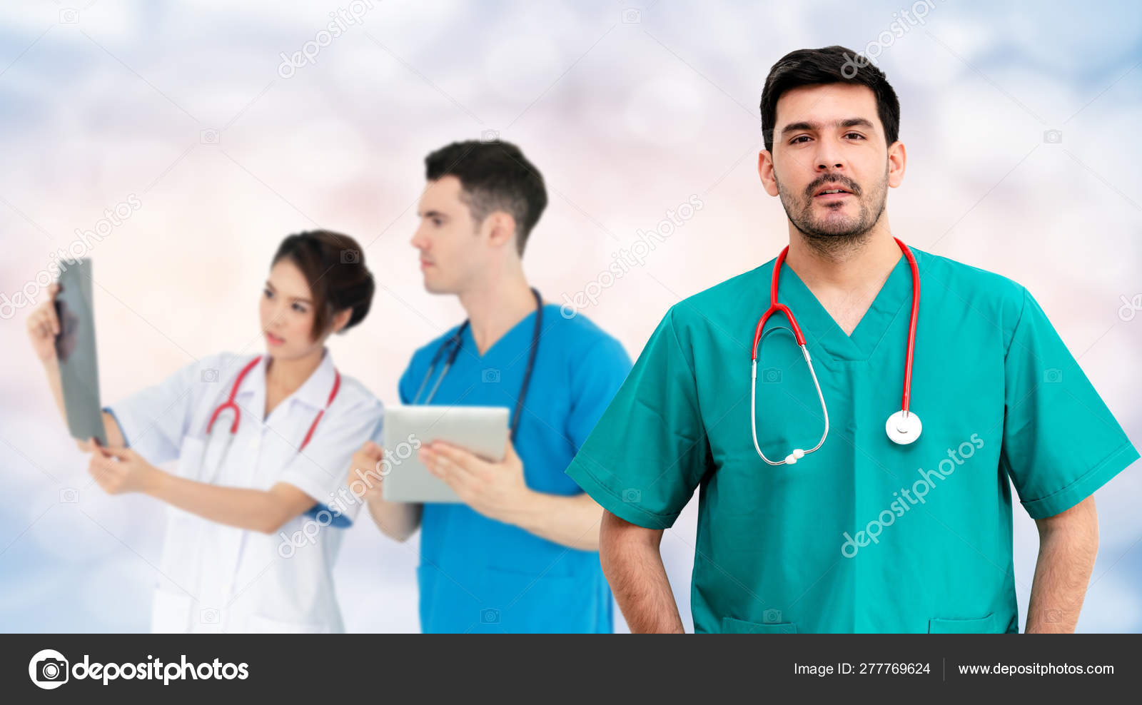 Doctor working in hospital with other doctors. — Stock Photo ...