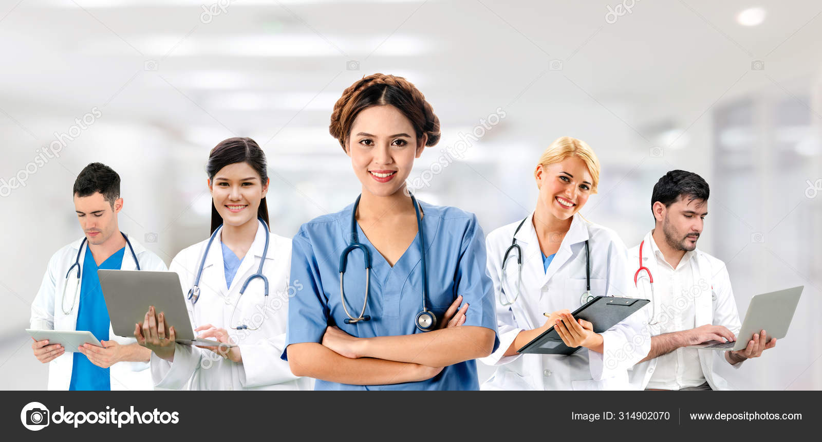 Professional Doctor Working Hospital Office Clinic Other Doctors Nurse ...