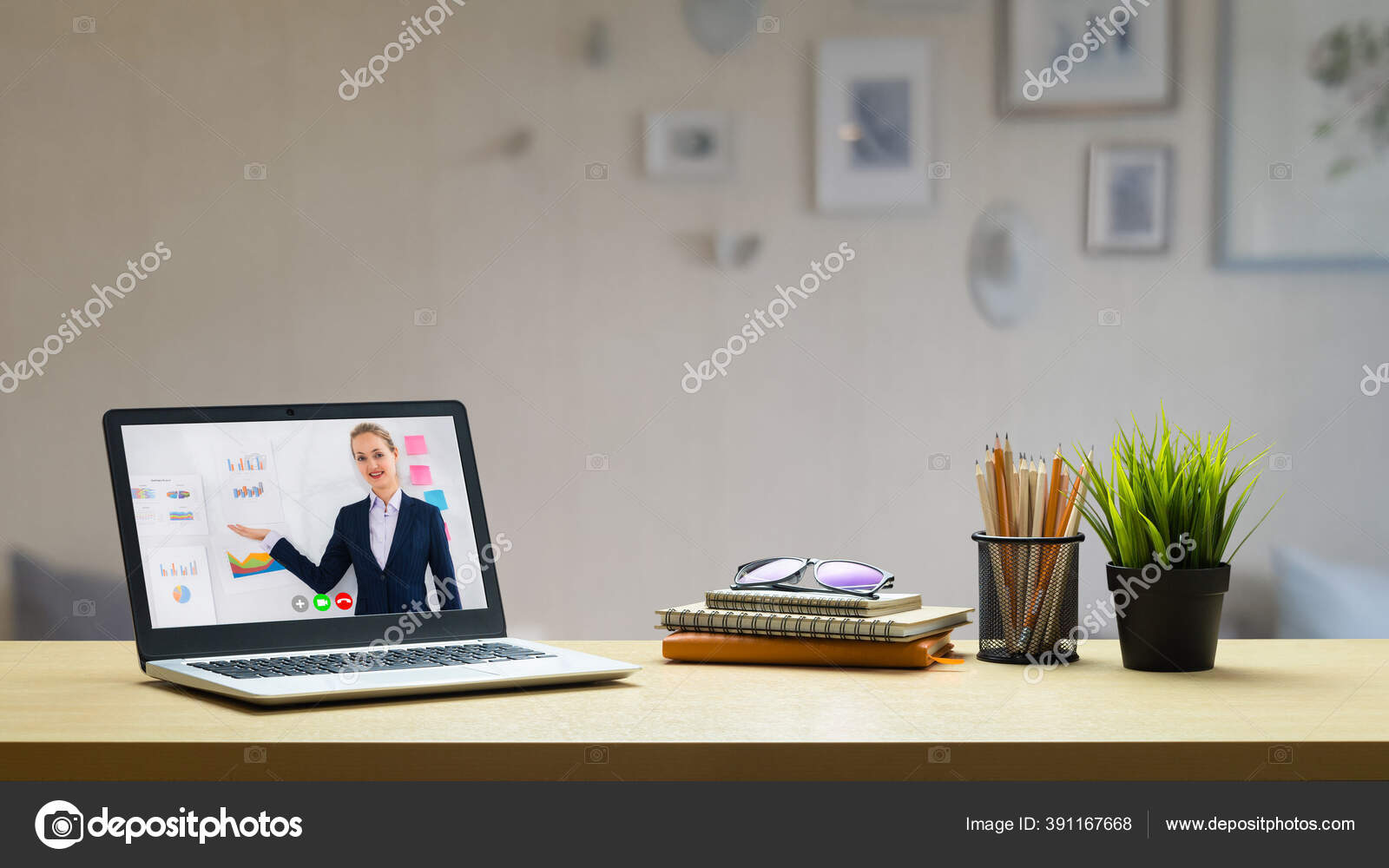 Learning Online Business Presentation Meeting Concept Digital Training ...