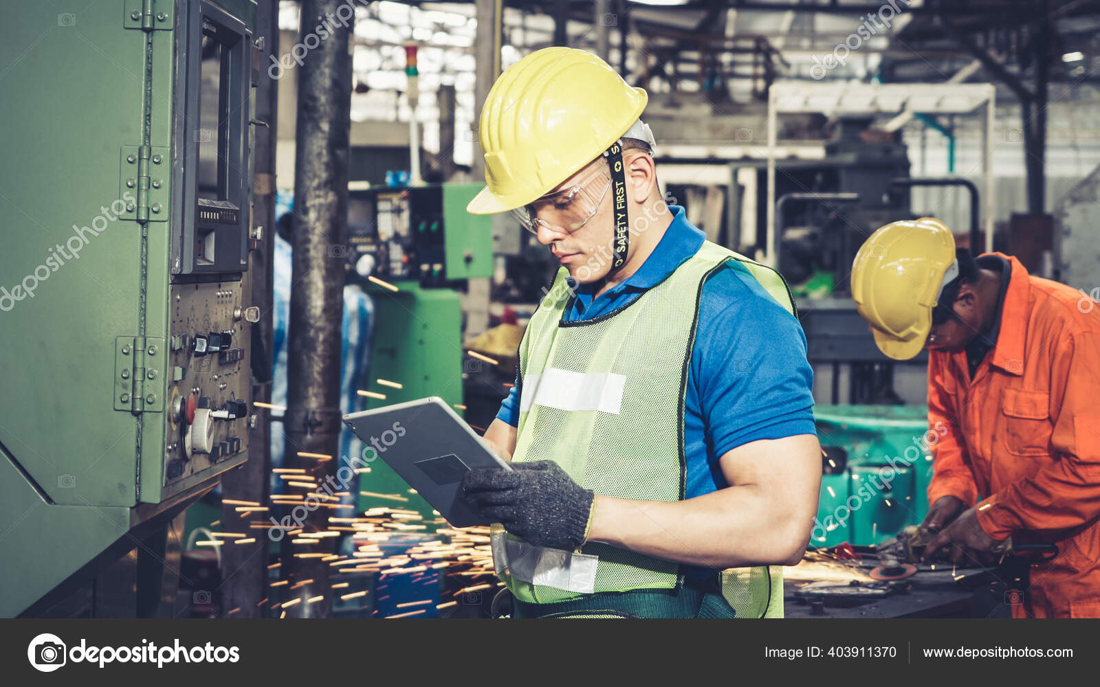 Smart Factory Worker Using Machine Factory Workshop Industry ...