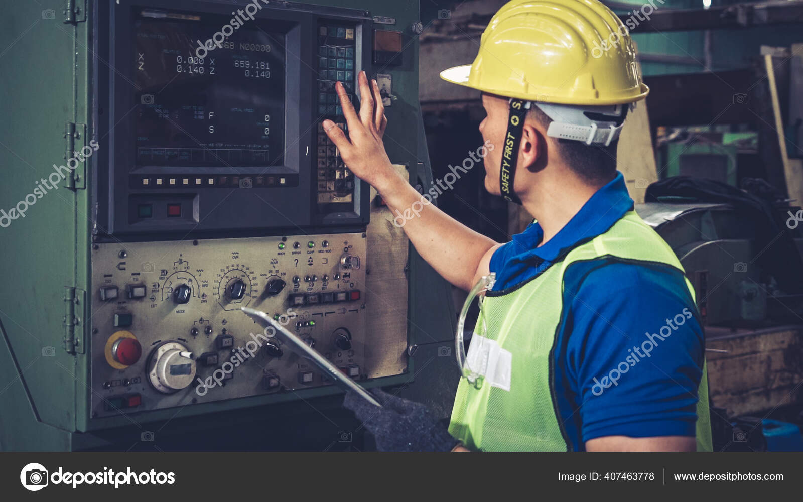 Smart Factory Worker Using Machine Factory Workshop Industry ...